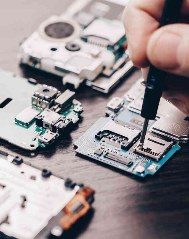 Amola Case & Repair in Ipswich at Orion Springfield Central