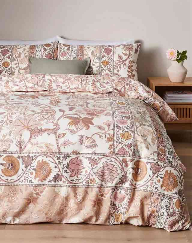 Stacks Discount Variety in Ipswich | Orion Springfield Central